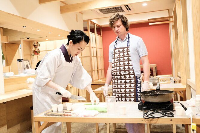 Akihabara Tofu Making Class and Shopping Tour - Key Points