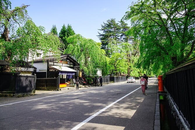 Akita Shore Excursion Tour By Private Car - Experiencing Traditional Crafts at Neburi Nagashi Museum