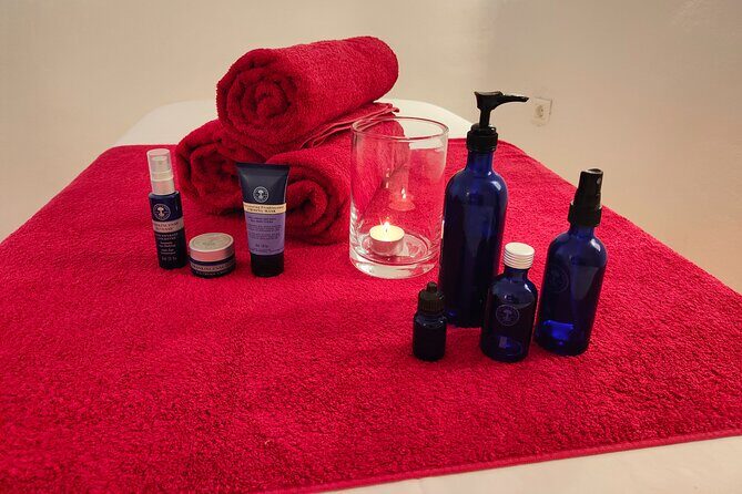 Akrotiri: Couples Departure Day Treat w Massage & Day Pool Access - Who Should Consider This Experience?