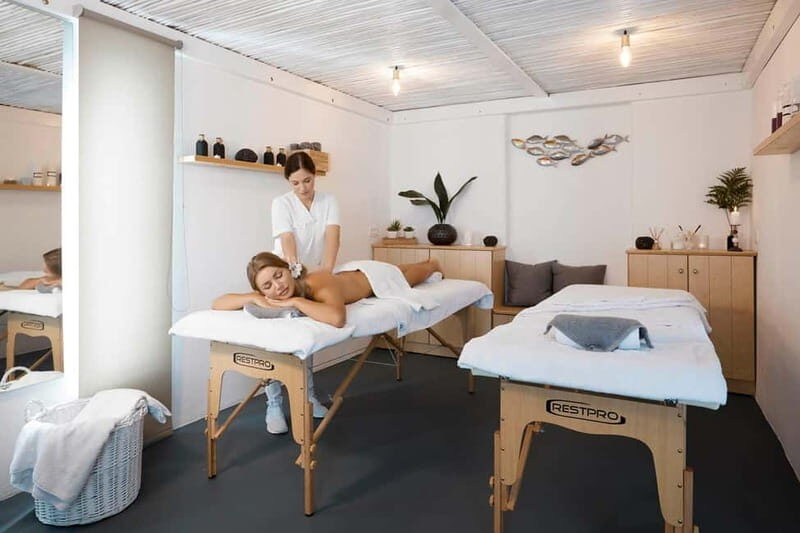 Akrotiri: Singles' Aromatherapy Massages - Key Points