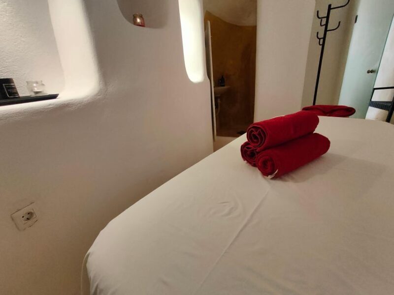 Akrotiri: Singles' Aromatherapy Massages - FAQs