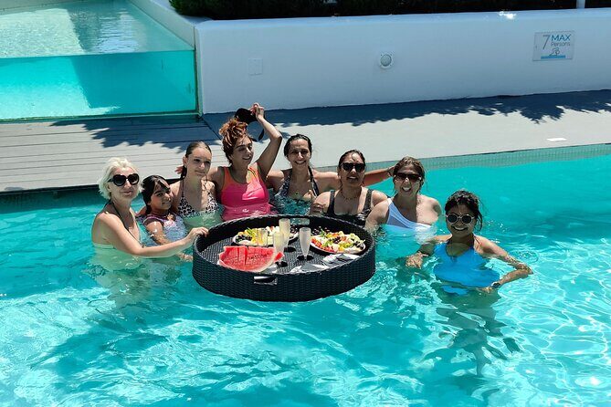 Akrotiri: Spa break for 3-4 friends, Pool access, wine & fruits - Final Thoughts