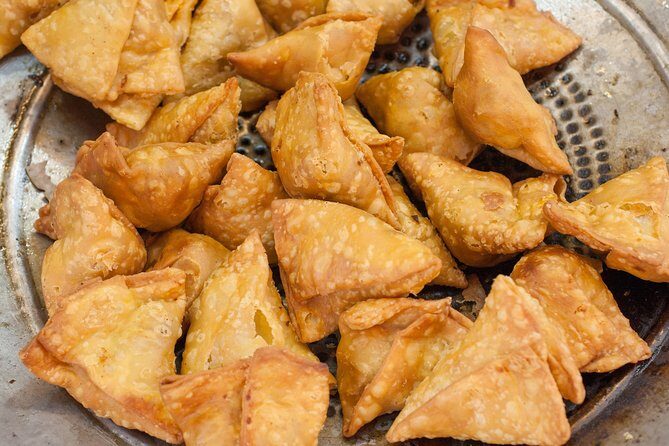 Akshardham Temple Evening Tour with Musical Fountain Show - FAQ Section