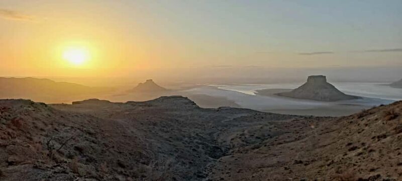 Aktau: 3-Day Ustyurt Plateau Expedition with Meals - Key Points