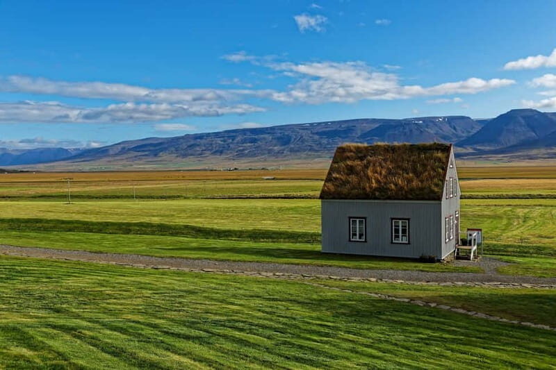 Akureyri: Private Whale Watching and Arctic Coastline Tour - Final Thoughts