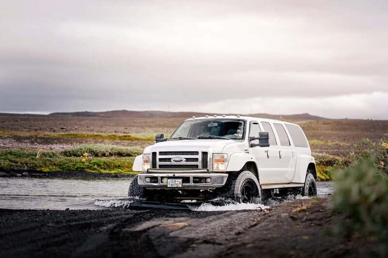 Akureyri: Super Jeep Tour with Icelandic Snacks - Unpacking the Experience: What You Can Expect on the Tour