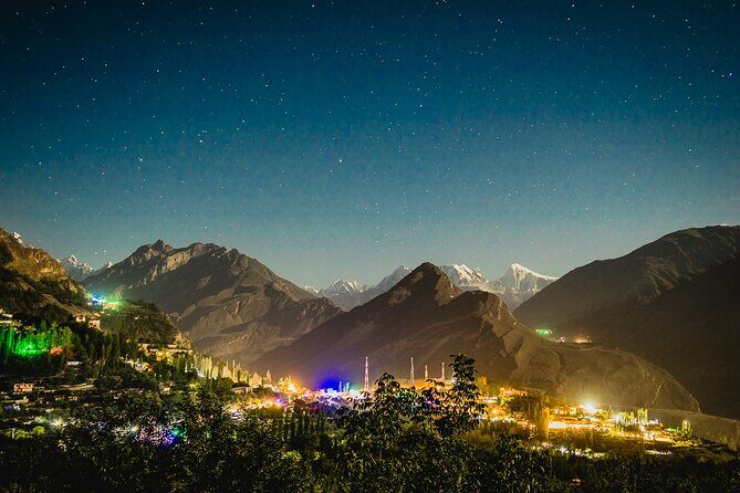 Al Inclusive 10 Days Luxury Tour to Skardu and Hunza Valley - The Starting Point: Islamabad and Faisal Mosque