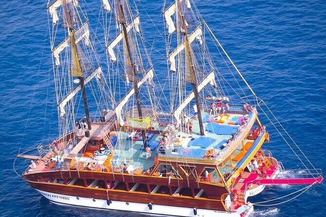 Alanya Catamaran Boat Tour with Lunch, Soft Drinks & Transfer - Key Points