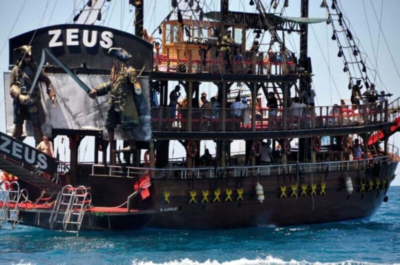 Alanya: Luxury Mega Pirate Boat W/ Lunch, Drinks & Transfer - Starting Point and Pickup