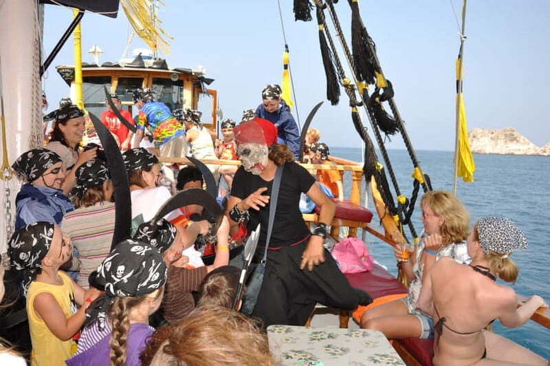 Alanya: Luxury Pirate Boat Trip w/Meal, Drinks and Pickup - The Value for the Price