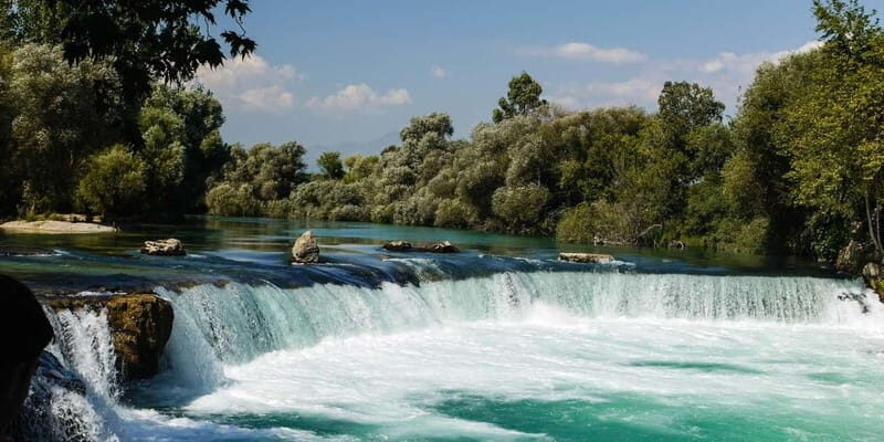 Alanya/Manavgat: Waterfall, Boat Tour With Lunch, Big Bazaar - Exploring the Alanya/Manavgat Tour: A Balanced Look at a Turkish Day Out