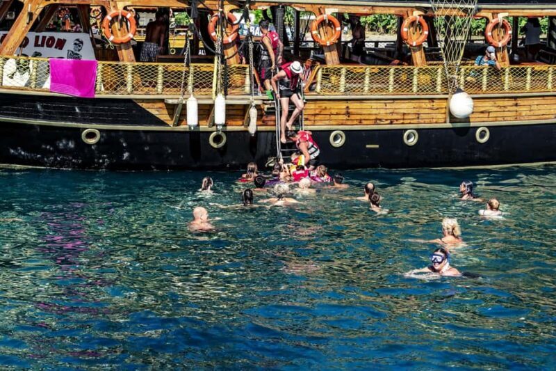 Alanya: Pirate Boat with Foam Party incl. Lunch & Drinks - Who Will Love This Tour?