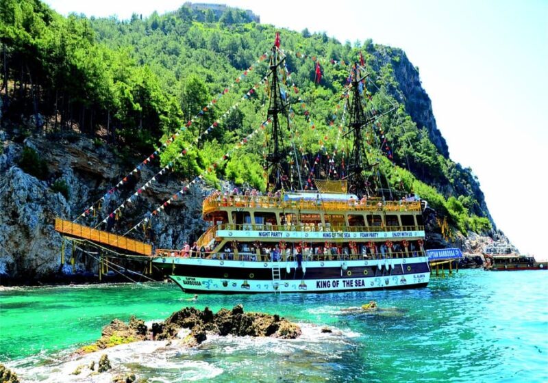 Alanya: Pirates Boat Trip with Lunch and Hotel Pickup - Why This Tour Is a Great Choice