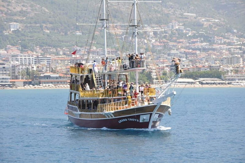 Alanya Relax Boat Tour with Caretta and Dolphin View - Detailed Itinerary Breakdown