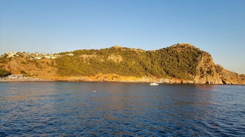Alanya: Relaxing Boat Tour with Lunch and Swimming - Why This Tour Offers Good Value
