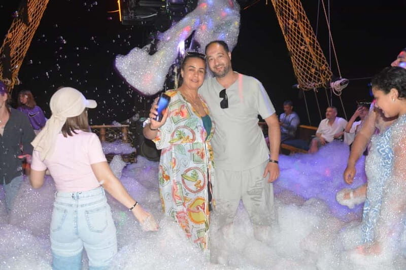 Alanya: Sunset Party Boat w/ Dinner & Unlimited Drinks - An In-Depth Look at the Sunset Party Boat Experience