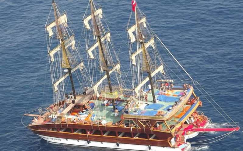 Alanya:Catamaran Tour with Lunch&Soft Drinks Animation Shows - Key Points