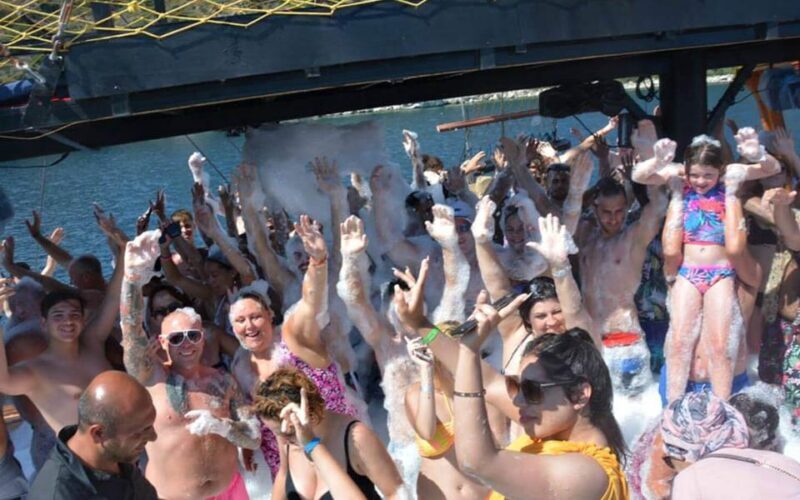 Alanya:Pirate Boat With Lunch, soft drink & Transfer options - Why This Tour Adds Value