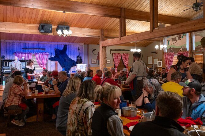 Alaska Cabin Nite Dinner Theatre Experience - A Closer Look at the Experience