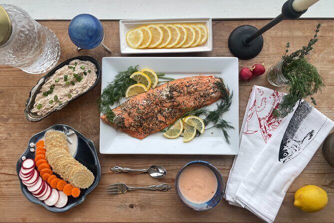 Alaskan Salmon Cooking Class & Dining Experience - Key Points