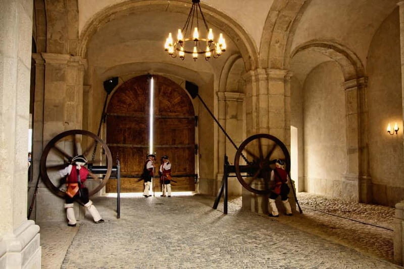 Alba Iulia: Carolina Citadel Guided Tour - FAQ