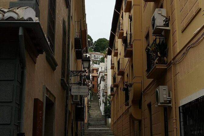 Albaicín and Sacromonte Sunset tour + Flamenco show - The Sum Up