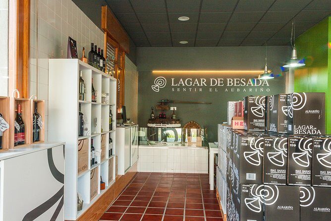 Albariño Private Wine Tour from Santiago de Compostela - Authenticity and Local Flavor