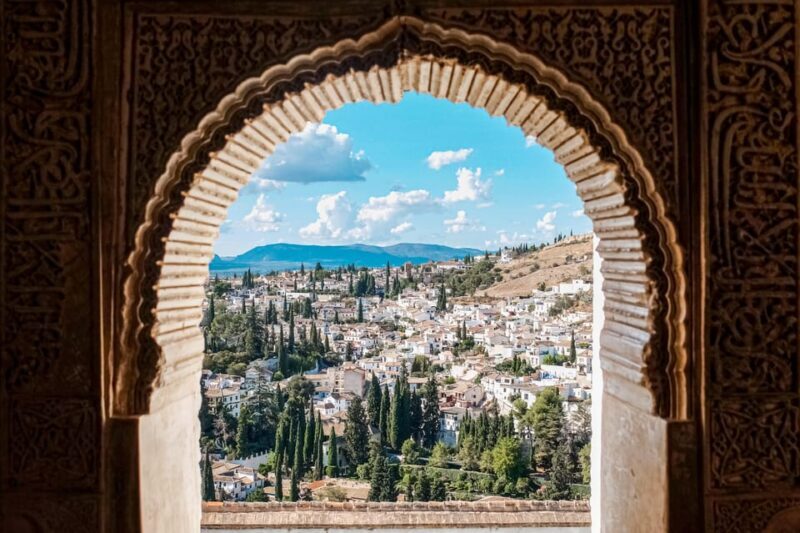 Albayzín: Granada's Albayzín Tour with Food Tasting - Who Will Love This Tour?
