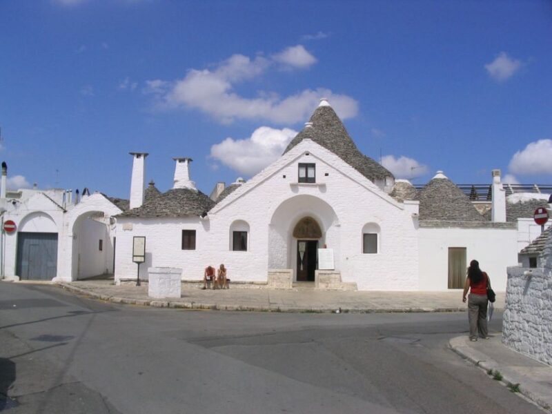 Alberobello: History Walking Tour - Key Points