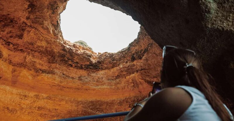 Albufeira: 2.5-Hour Dolphin Watching and Caves Trip - Key Points