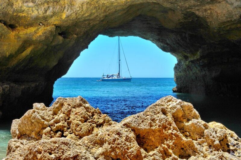 Albufeira: 3-Hour Yacht Daytime/Sunset Cruise to Benagil - An In-Depth Look at the Experience