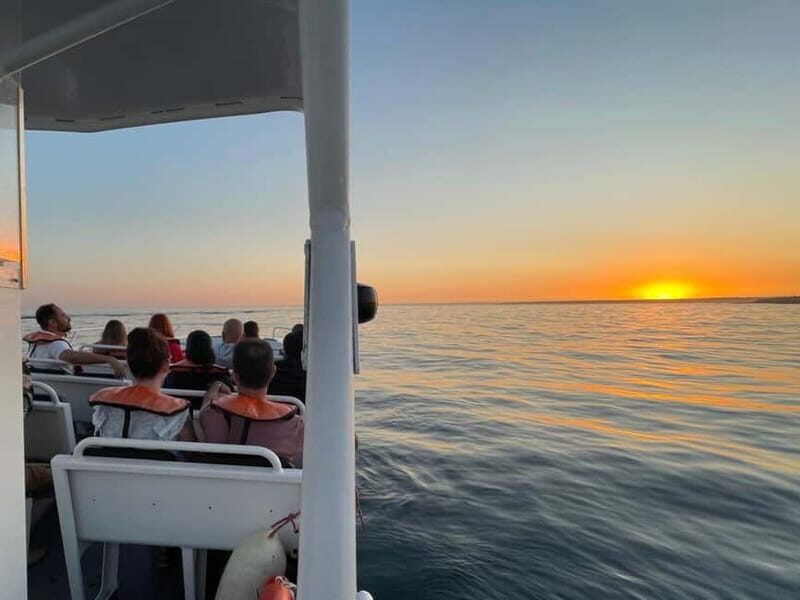 Albufeira: Benagil Cave Sunset Cruise - Practical Tips