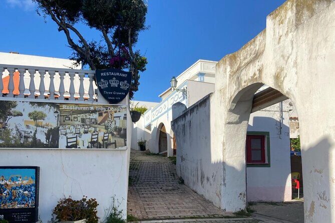 Albufeira History Walking Tour with Wine and Tapas - Authentic Reviews and What Travelers Say