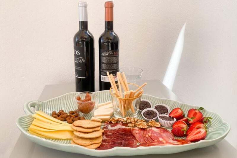 Albufeira/Porches/Vilamoura: Wine Tasting with Tapas & Music - FAQs