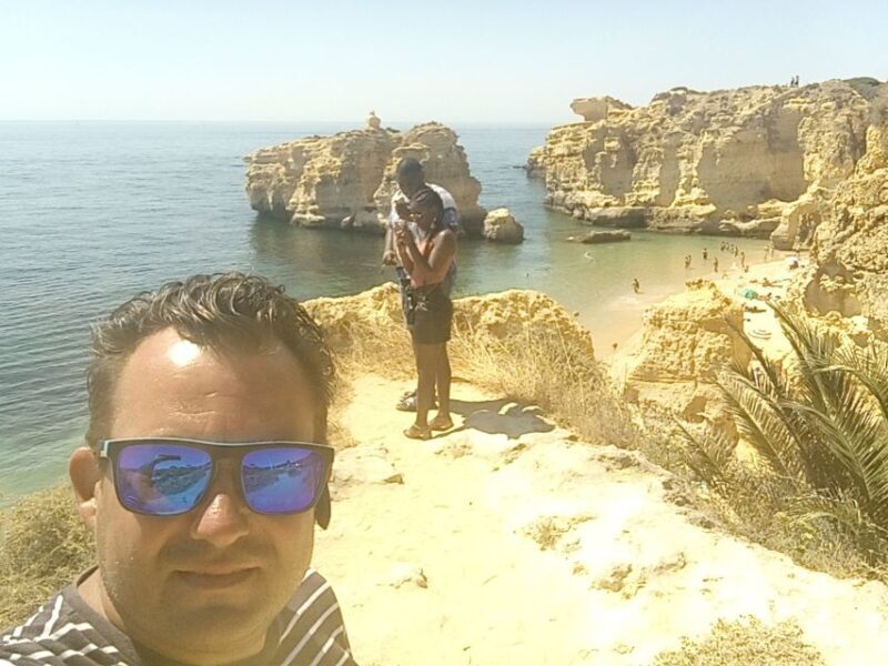 Albufeira: Private Sightseeing Tuk-Tuk Tour with Pickup - Who Should Consider This Tour?