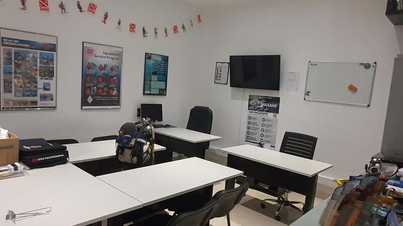 Albufeira: Scuba Diving Experience for Beginners - Who Should Consider This Tour?