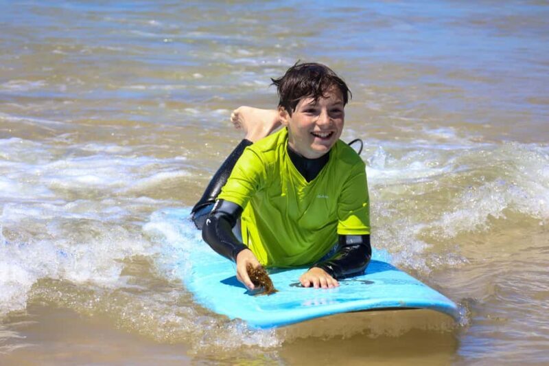 Albufeira: Surf Lesson with Wetsuit included - Key Points