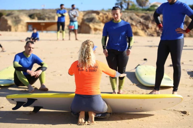 Albufeira: Surfing Lesson - What you need to bring