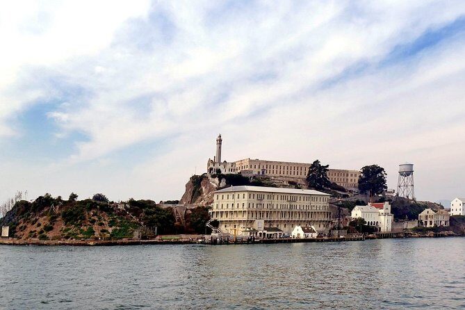 Alcatraz Island Tour Package - Key Points