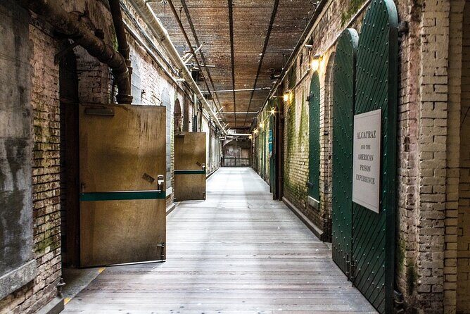 Alcatraz Prison Tour and Golden Gate Bridge Bay Cruise - FAQ