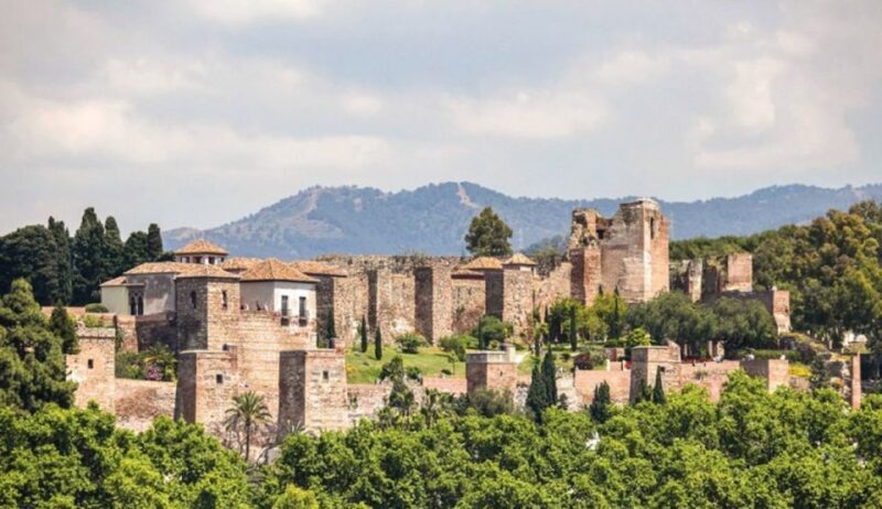 Alcazaba and Gibralfaro Private Tour. Skip The Line - Introduction