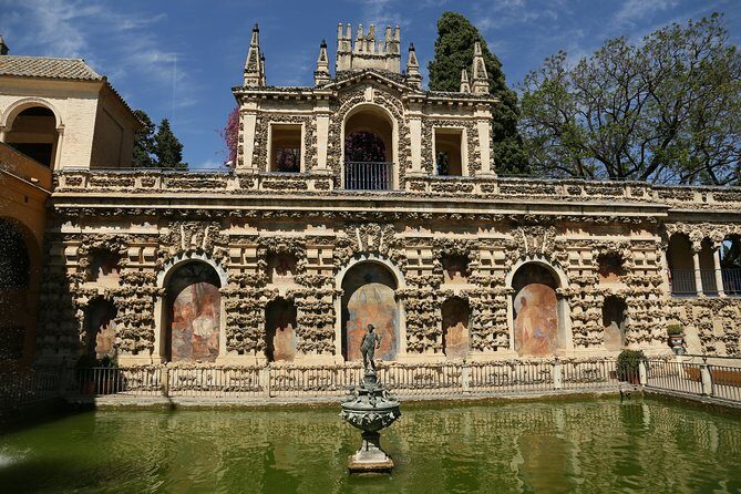 Alcazar and Cathedral Tour - FAQs