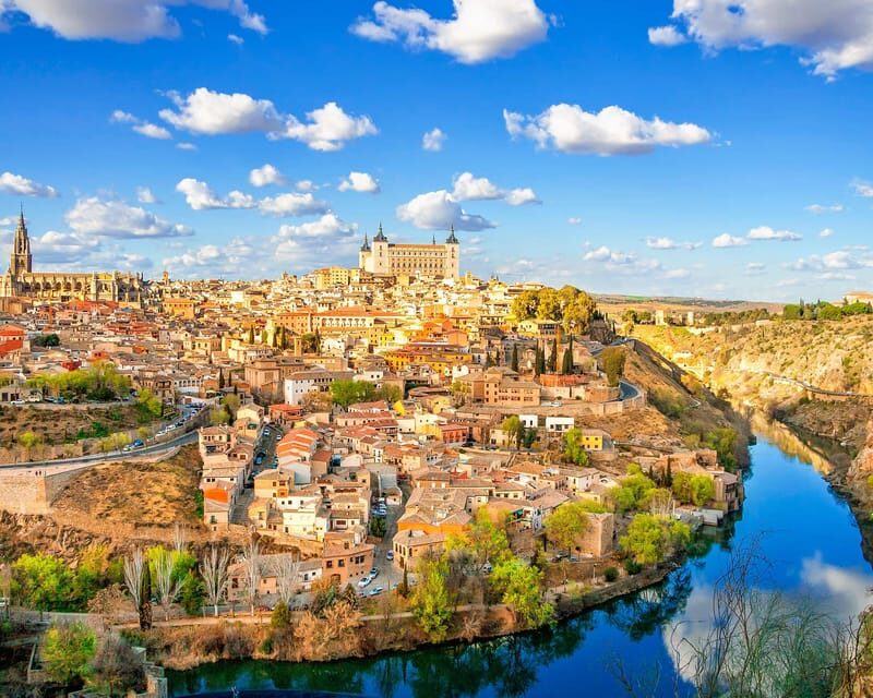 Alcázar and Historic Segovia & Toledo Tour from Madrid - Describing the Logistics