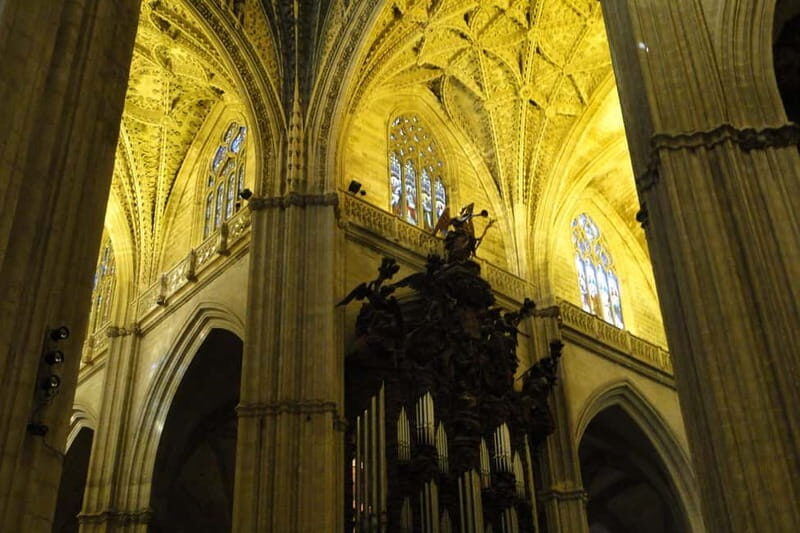 Alcazar & Cathedral of Seville Exclusive Group max. 9 guests - Introduction