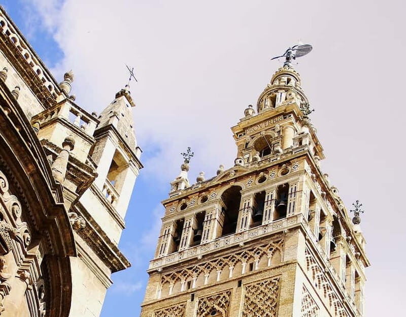 Alcazar & Cathedral of Seville Exclusive Group max. 9 guests - Key Points