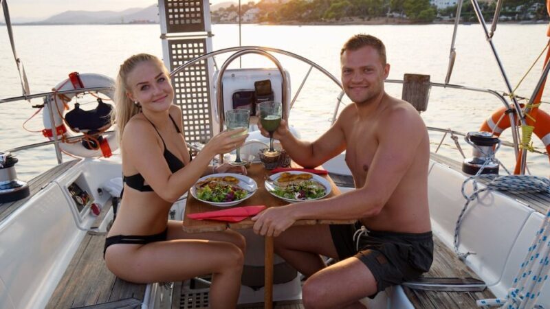 Alcudia: Romantic Sailing Trip with Diner for 2 - An Overview of the Alcudia Sailing Experience