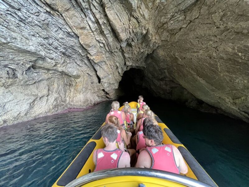 Alcudia: Speedboat Tour of Northern Mallorca & Hotel Pickup - Key Points