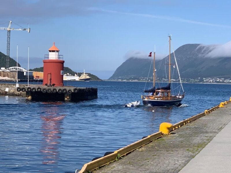 Alesund Private Sightseeing Tour on foot and by car - Is This Tour Right for You?