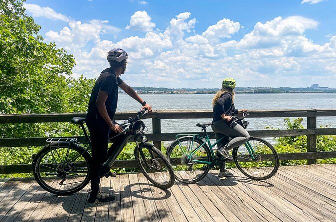 Alexandria E-Bike Rentals - Authentic Experience and Local Vibe