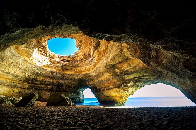 Algarve private guided tour from Lisbon with hotel pickup - Who Should Consider This Tour?